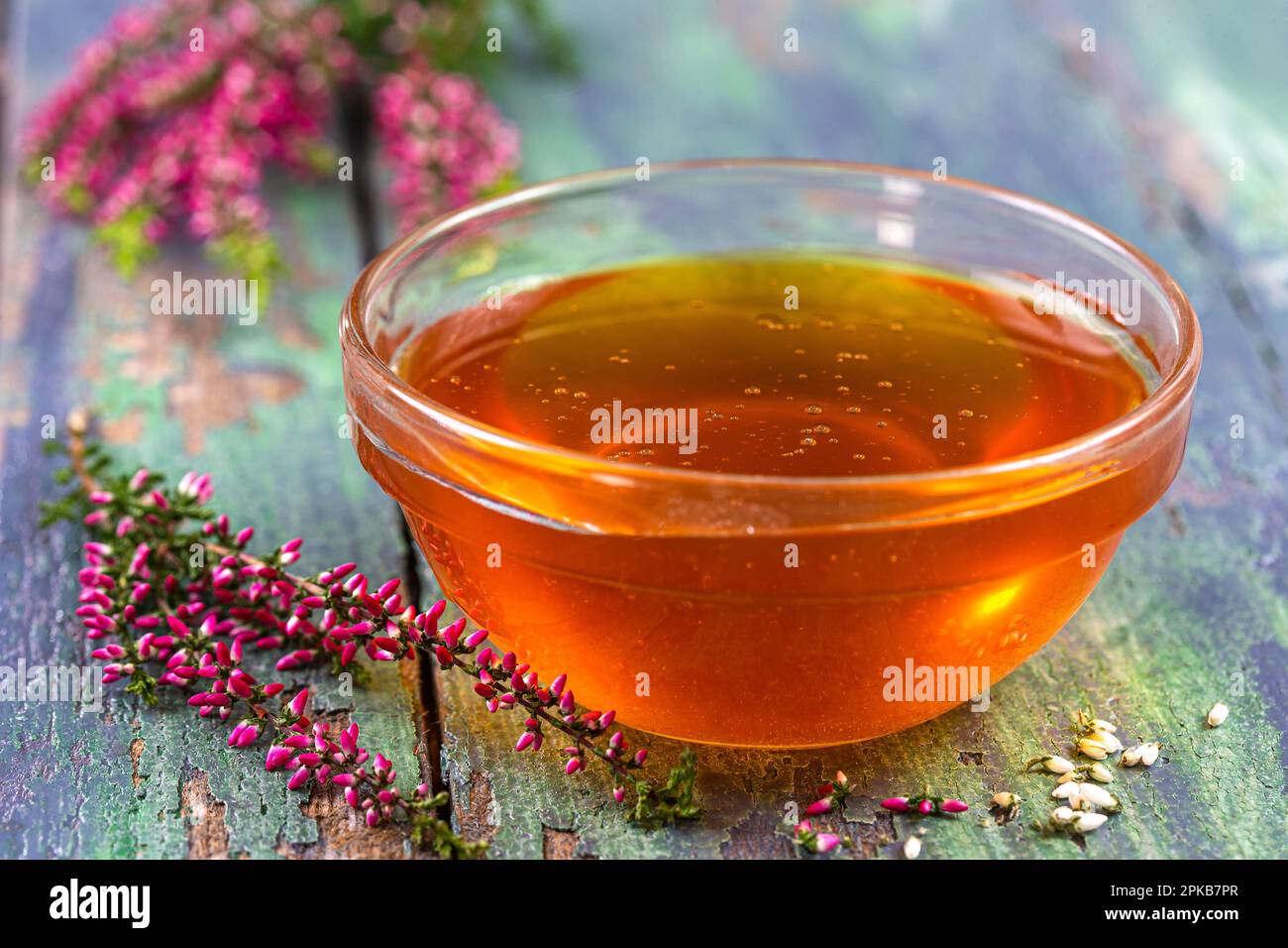 Heather sprig hi-res stock photography and images - Alamy
