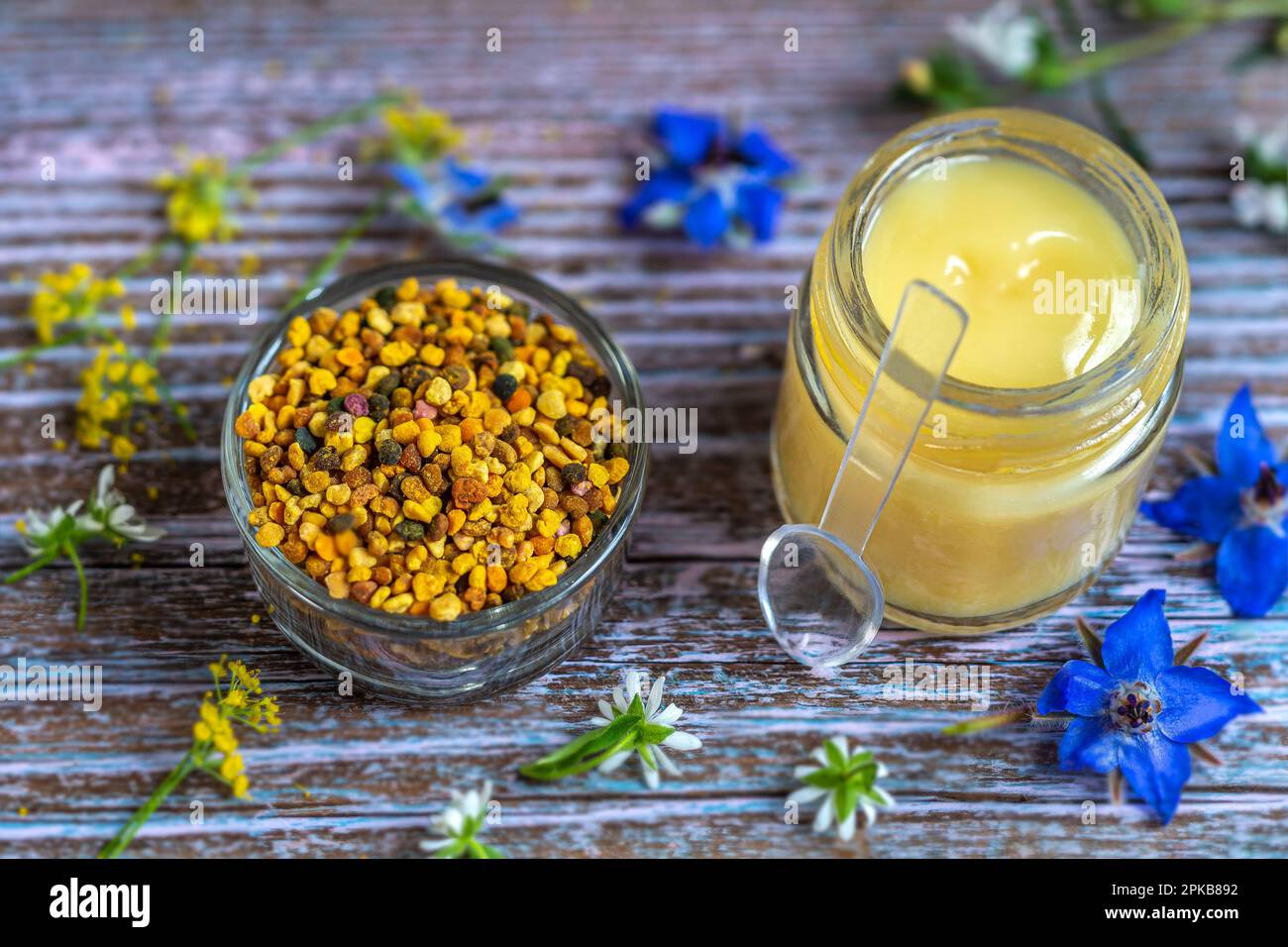 Pollen and royal jelly Stock Photo - Alamy