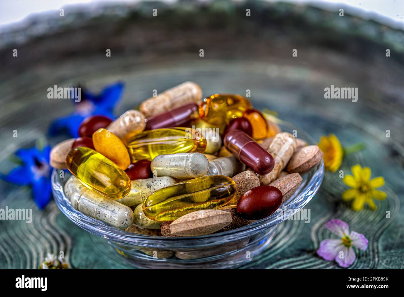 Pills assortment hi-res stock photography and images - Alamy