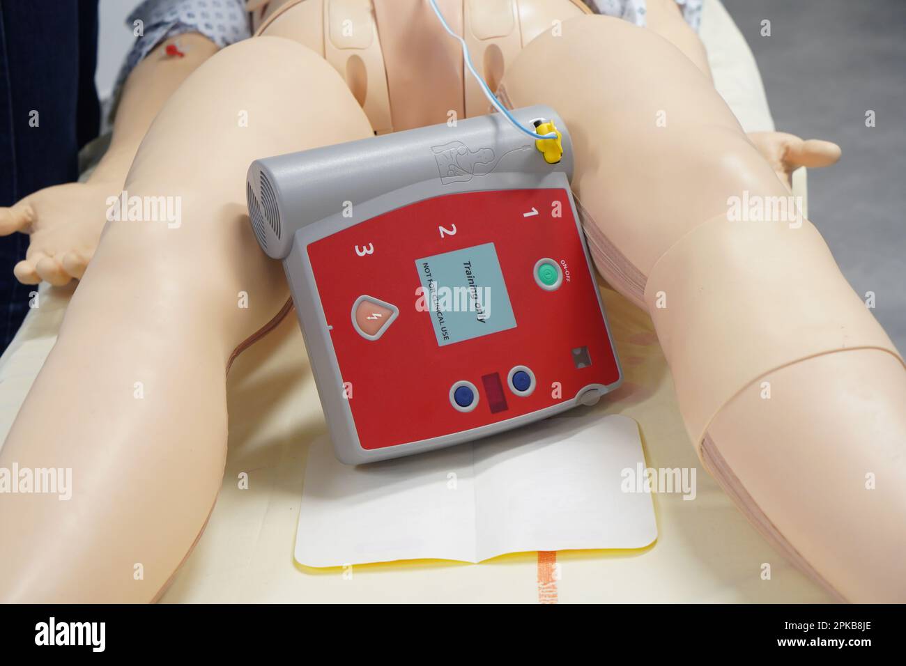 Resuscitation training on a dummy Stock Photo - Alamy