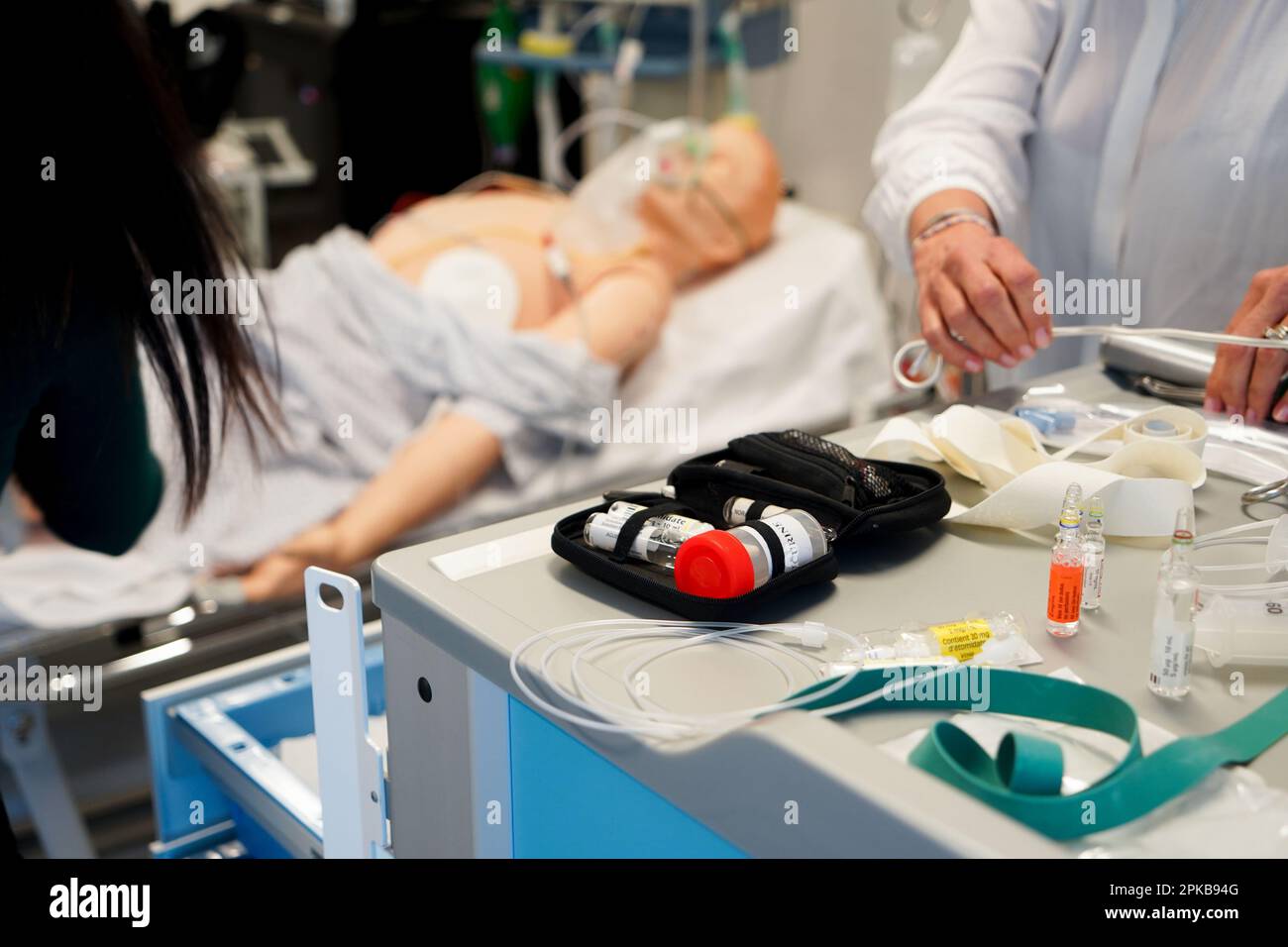 Nurses and emergency nurses undergo training at School of Medicine on ...