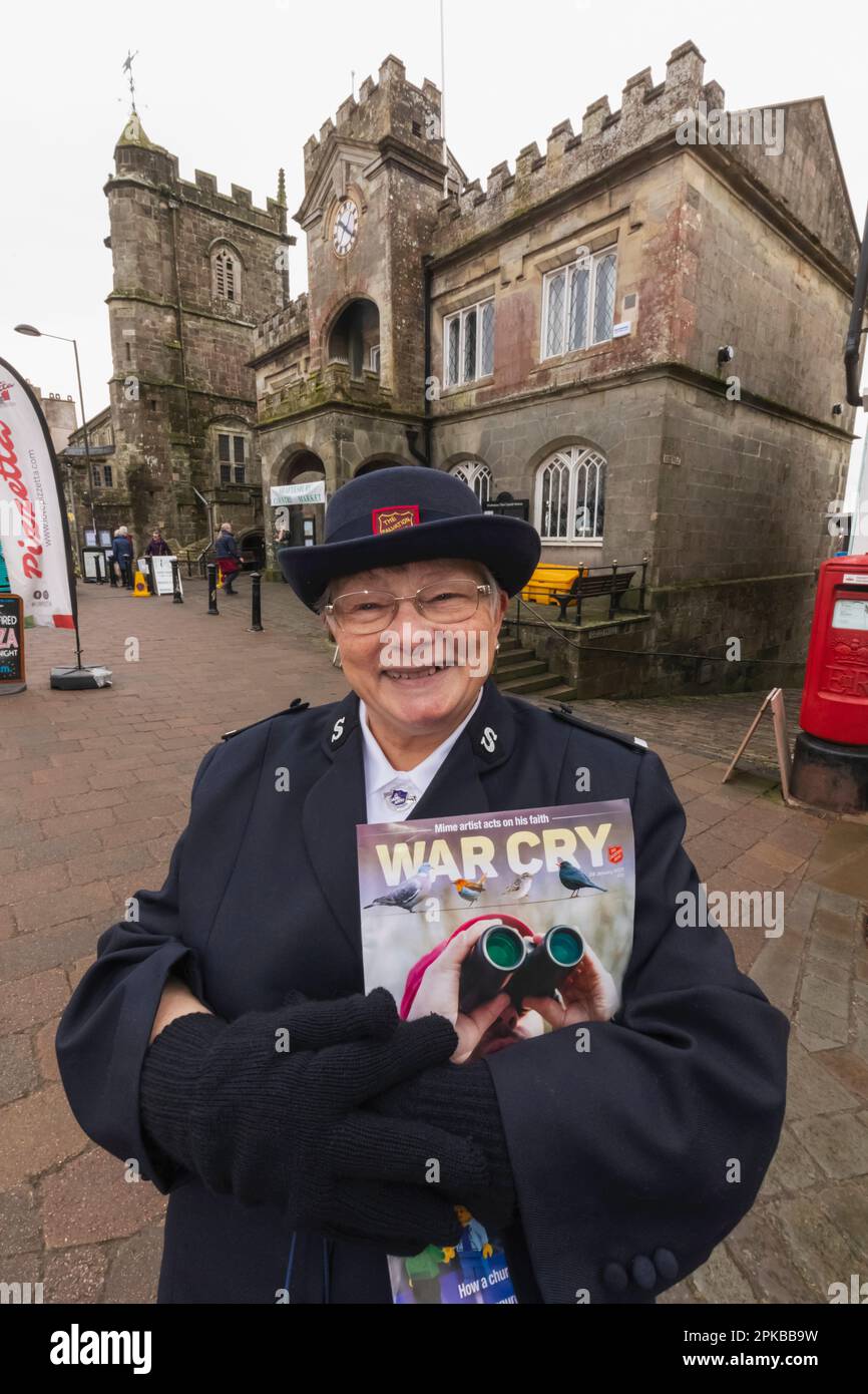 England, Dorset, Shaftesbury, Salvation Army Lady Selling Copies of The ...