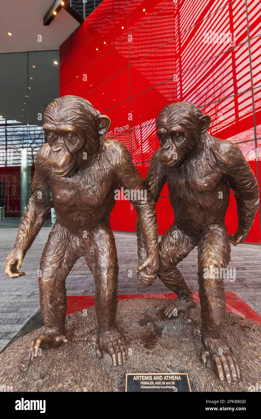 England, London, Southwark, More London Place, Statue of Two ...