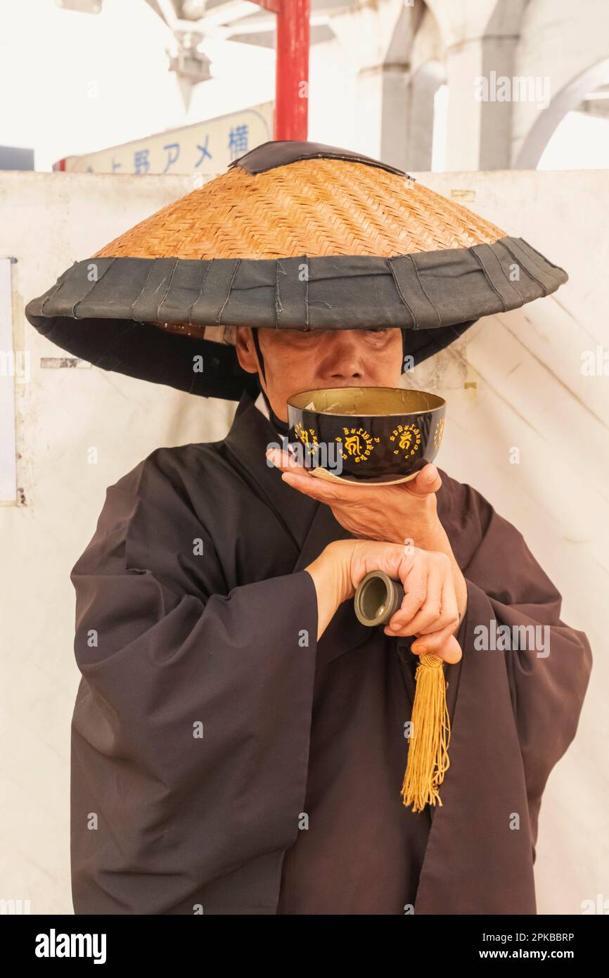 Buddhism japan priest hi-res stock photography and images - Alamy