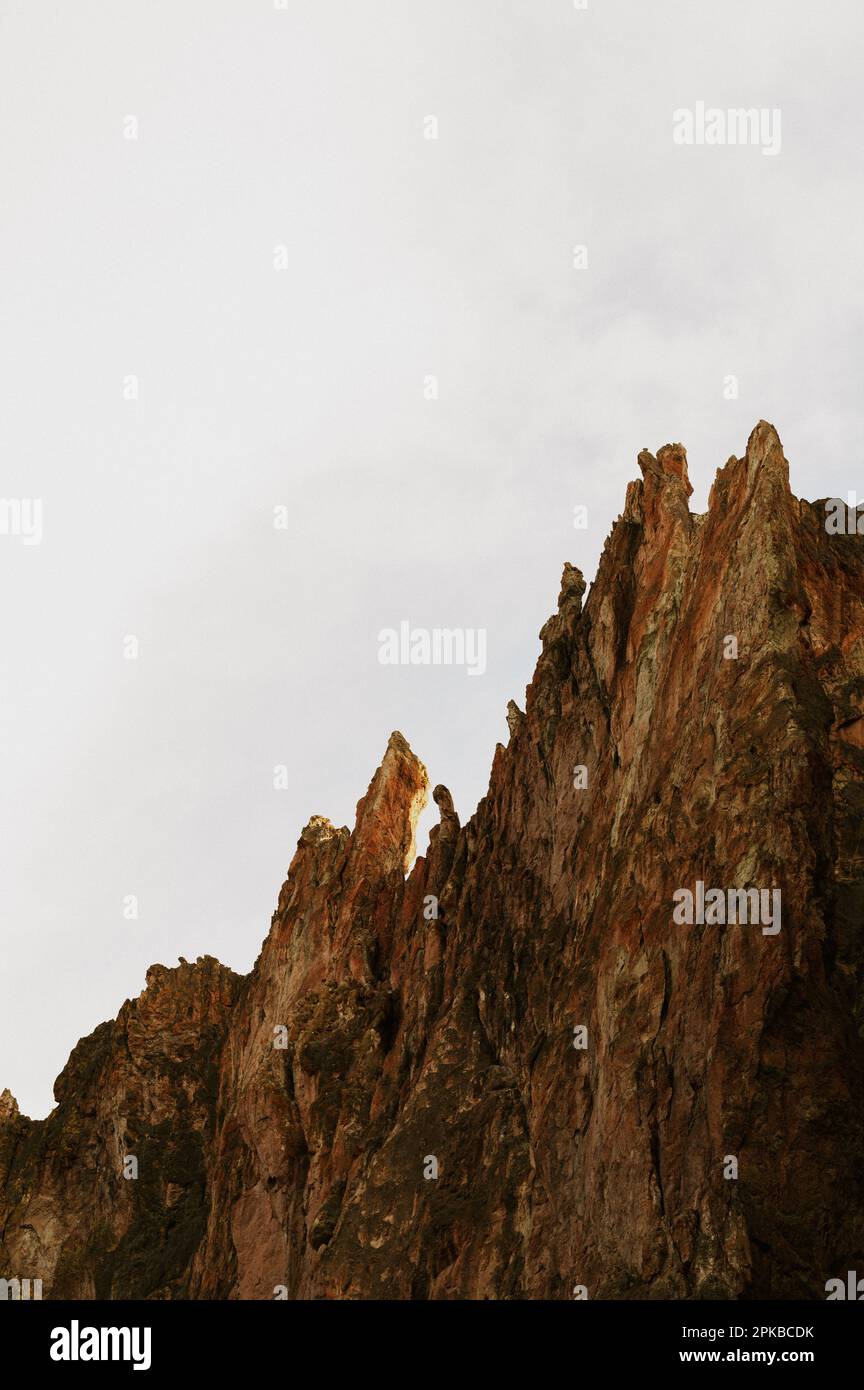 Smith Rock State Park landscape shot Stock Photo - Alamy