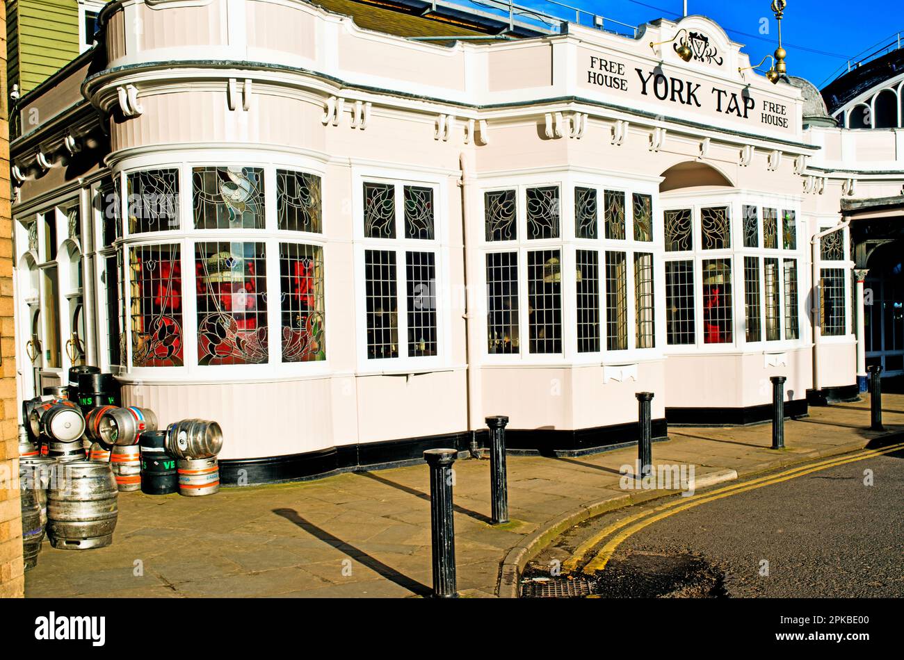 The York Tap, York, Yorkshire, England Stock Photo - Alamy