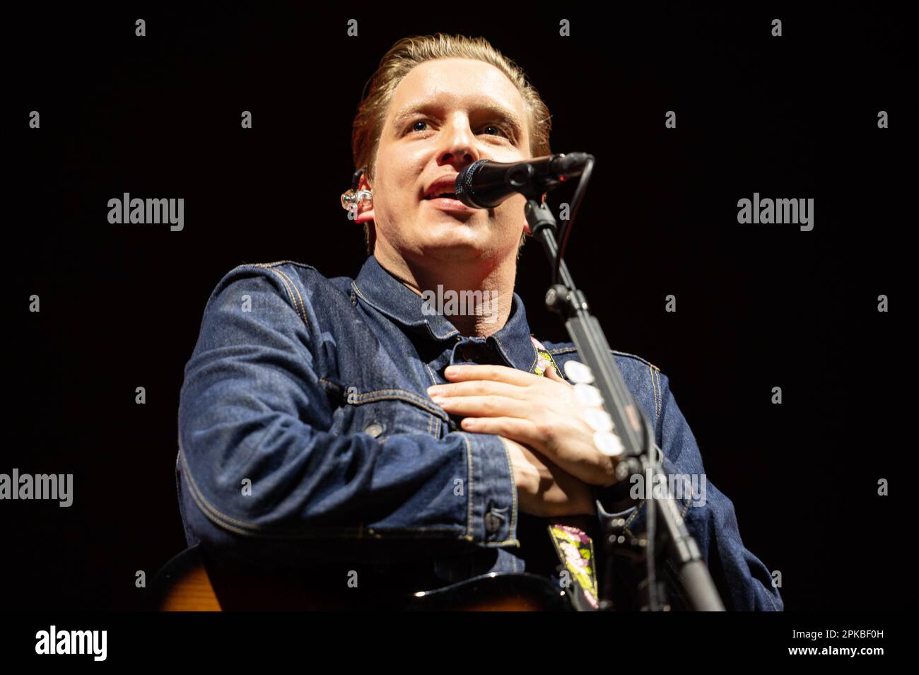 London, UK. 6th Apr 2023. Singer George Ezra performs on stage at The ...