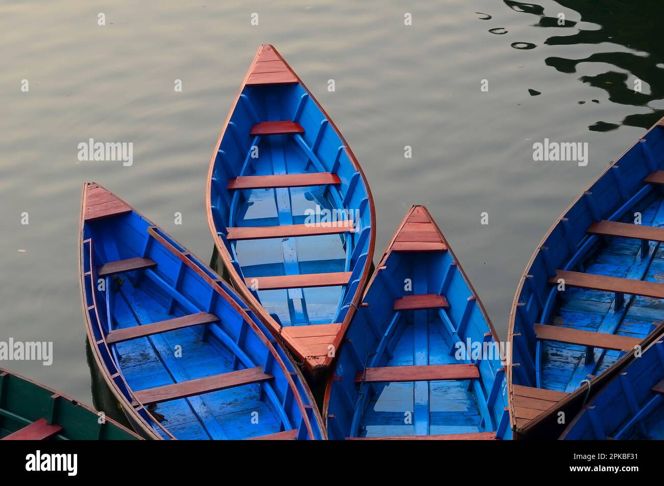Long boat nepal hi-res stock photography and images - Alamy