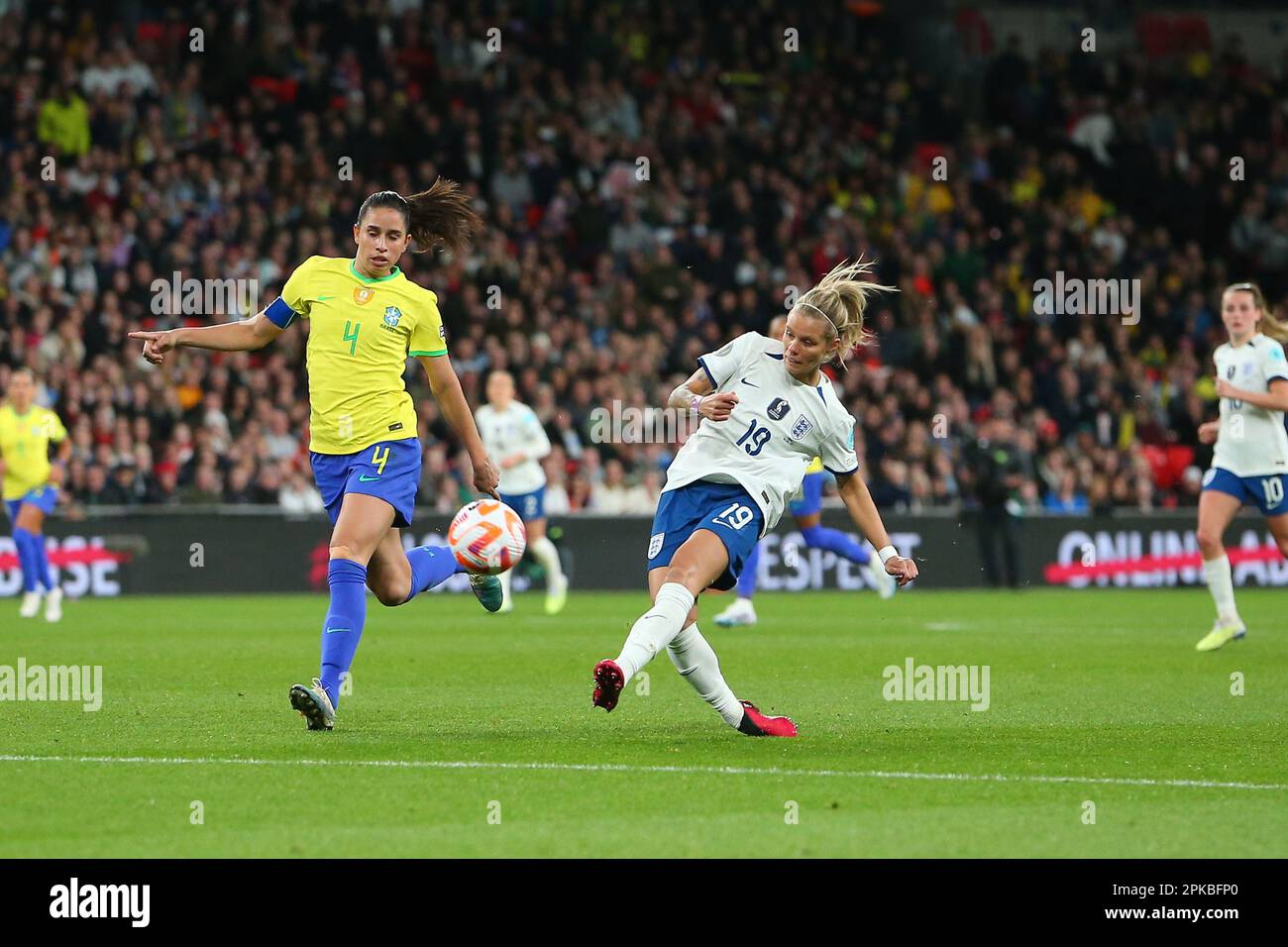 Rachel daly goal hi-res stock photography and images - Alamy