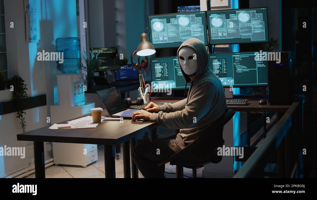 Anonymous man mask scary hi-res stock photography and images - Alamy