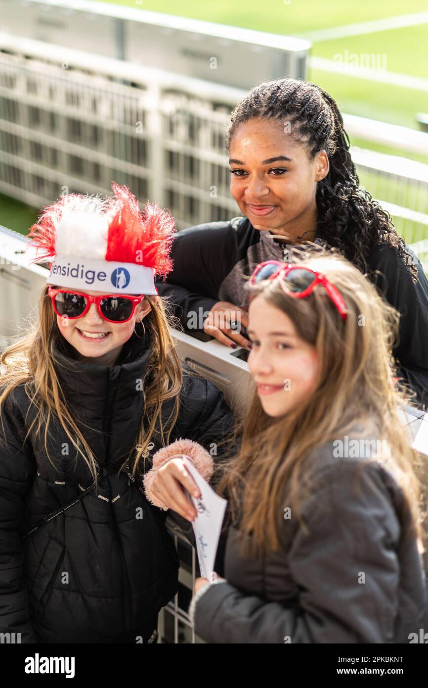 Isabella obaze hi-res stock photography and images - Alamy