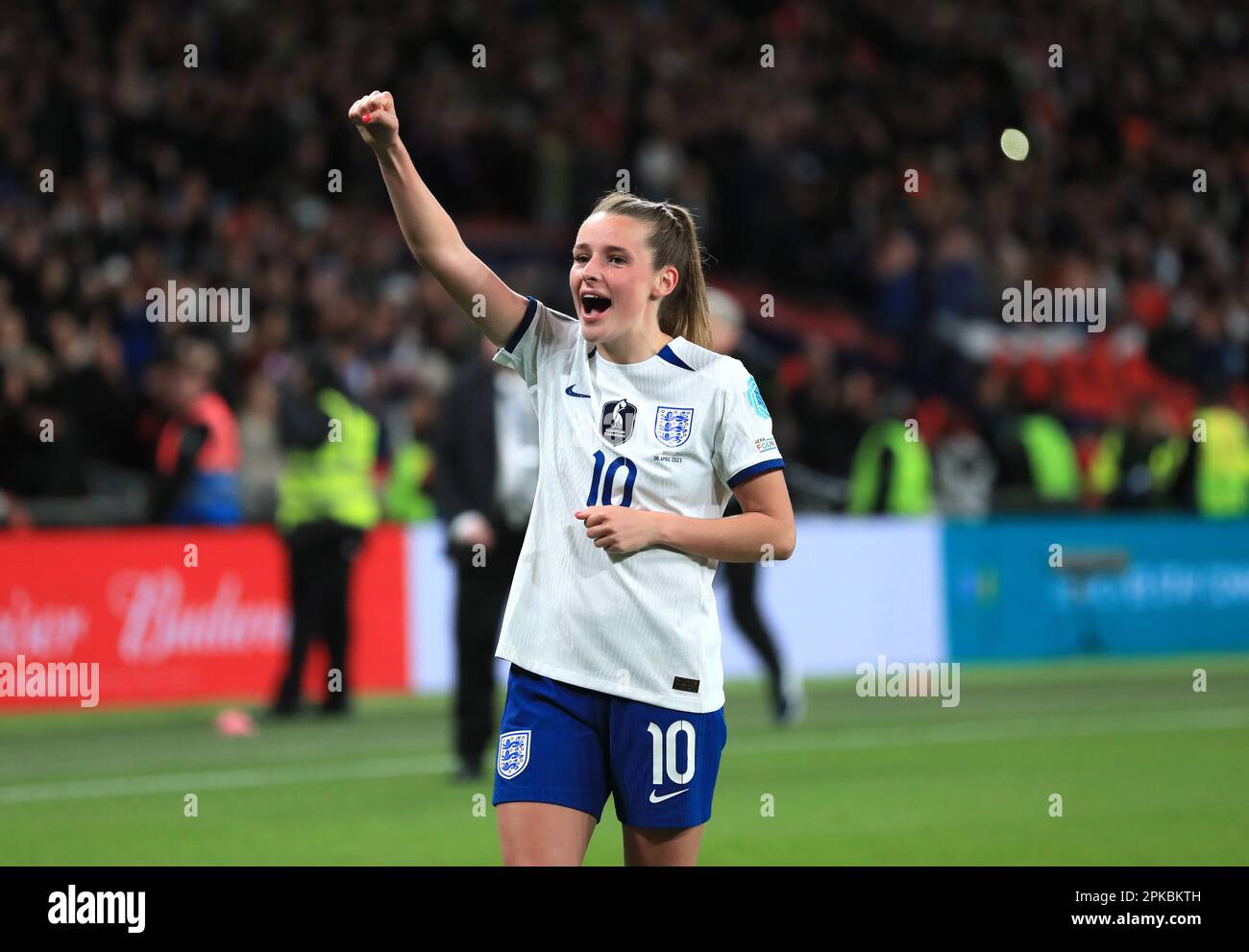 Ella toone wembley hi-res stock photography and images - Alamy