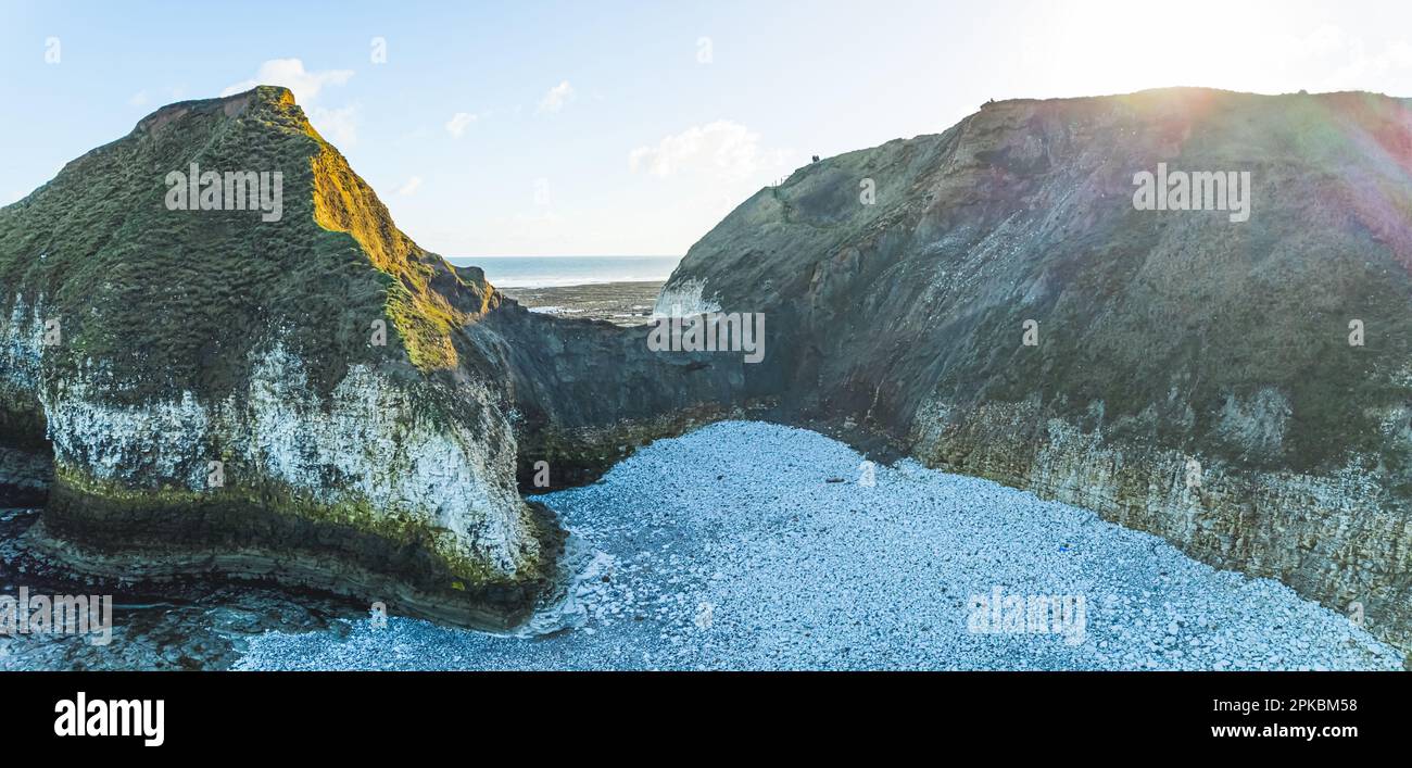 Stunning natural seascapes concept. White chalk cliffs of Flamborough ...