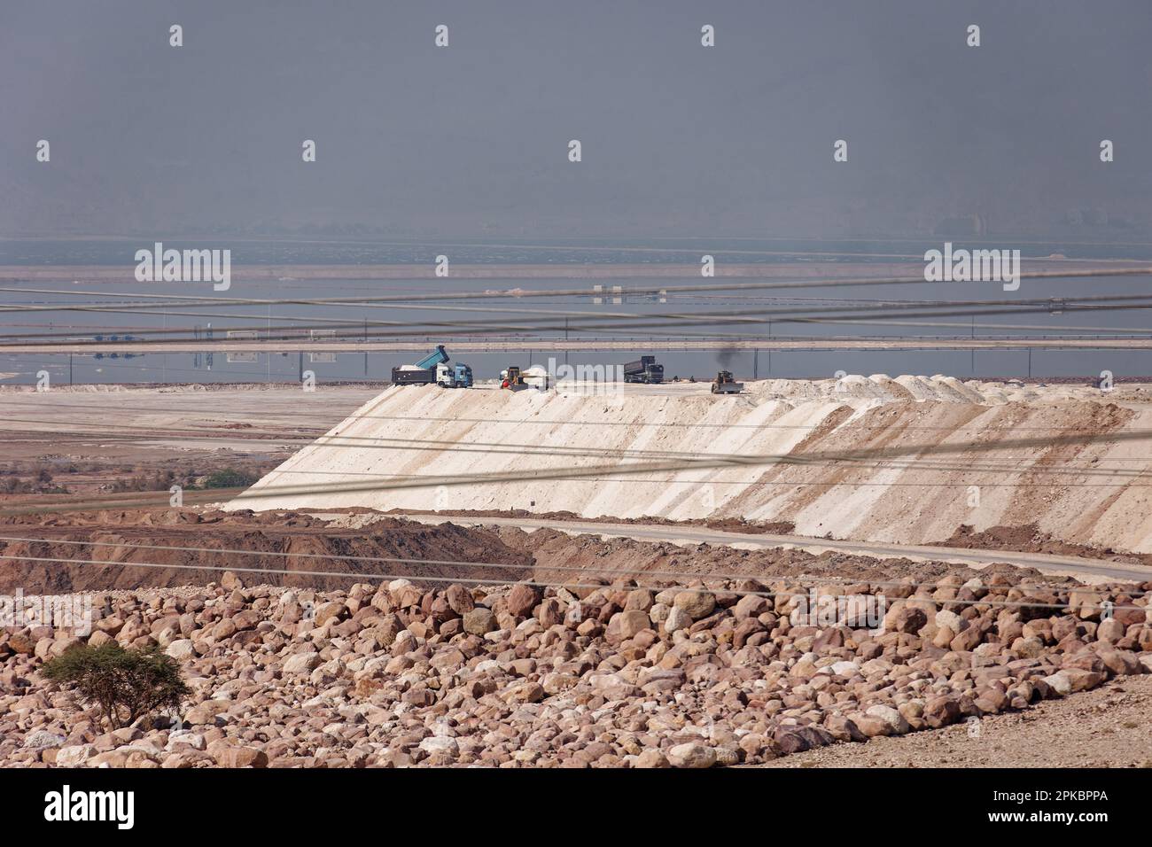 Salt processing plant on the Dead Sea, Jordan. Credit: MLBARIONA/Alamy ...