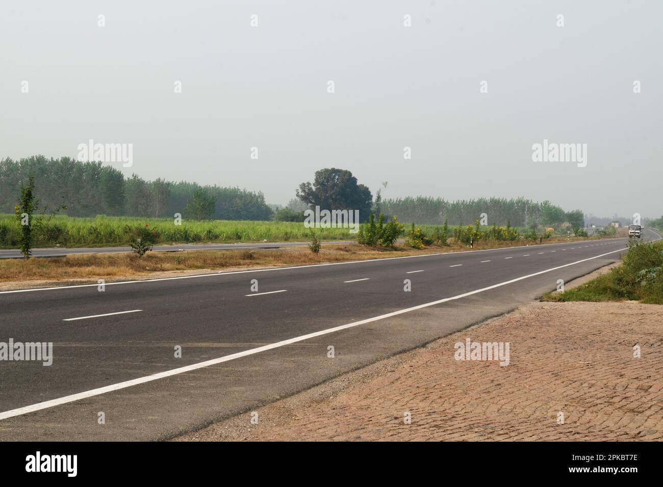 Clean highway road in rural area of uttar pradesh Stock Photo - Alamy