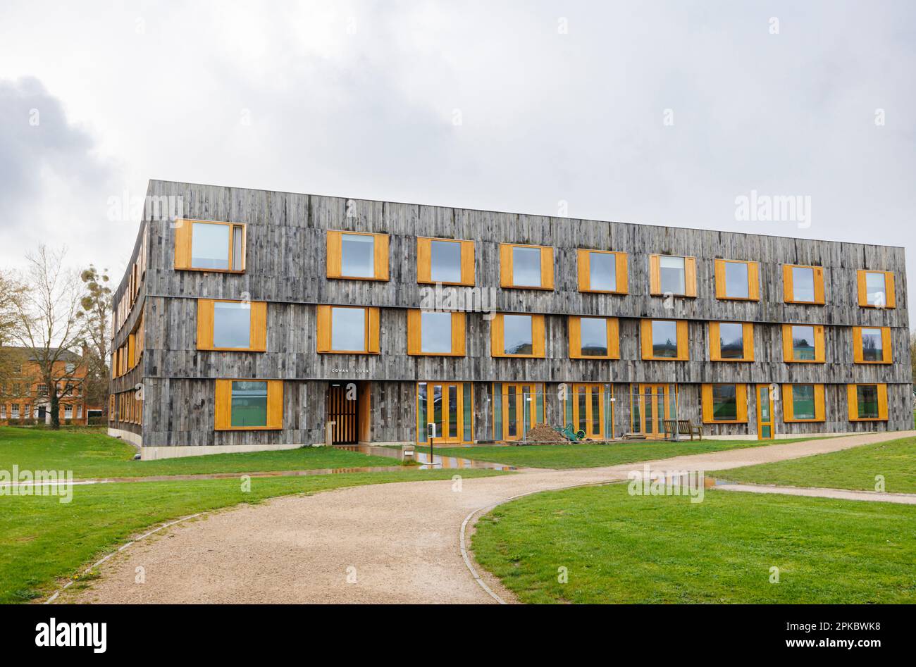 Modernist architecture cambridge hi-res stock photography and images ...