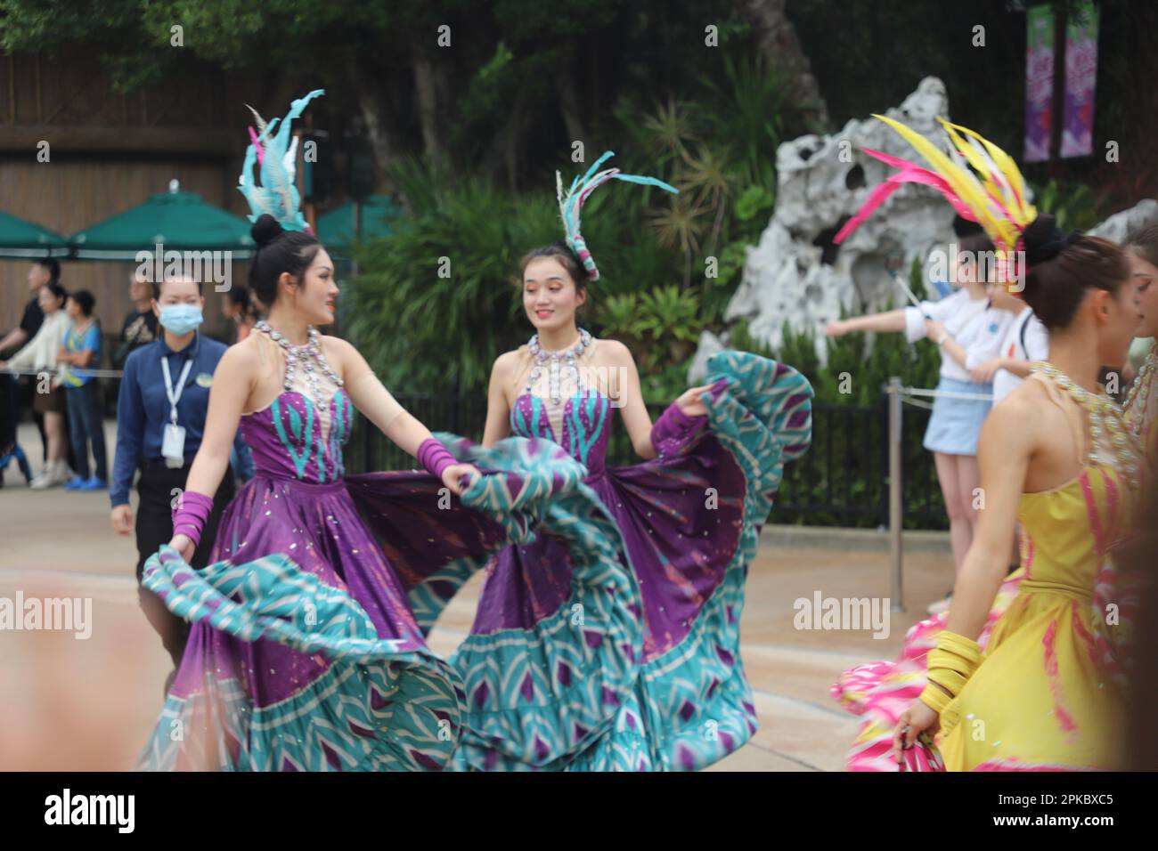 ZHUHAI, CHINA - APRIL 6, 2023 - Parents and children view rare Marine ...