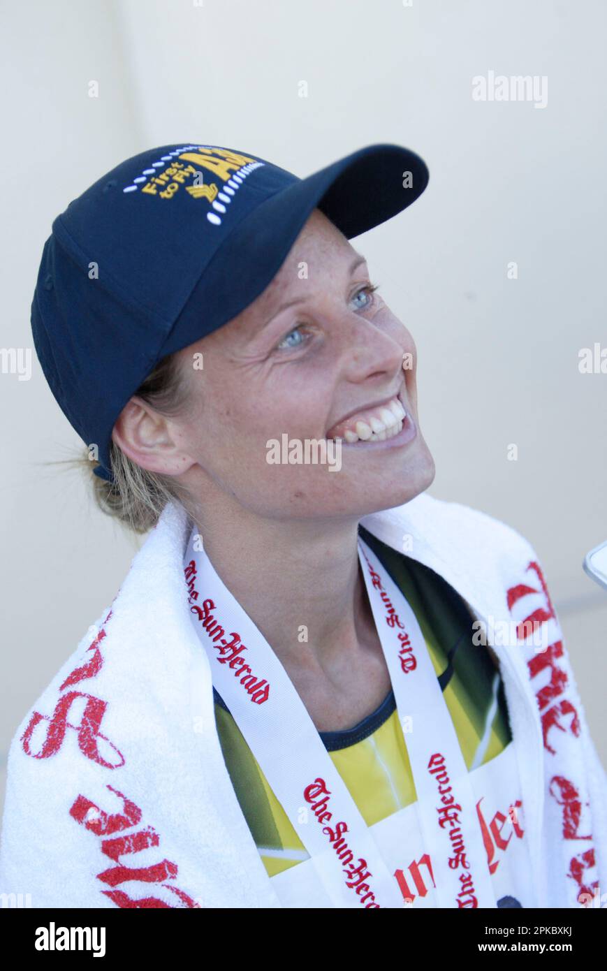 Jessica Ruthe, winner of the women's race with a time of 46 minutes 33 ...