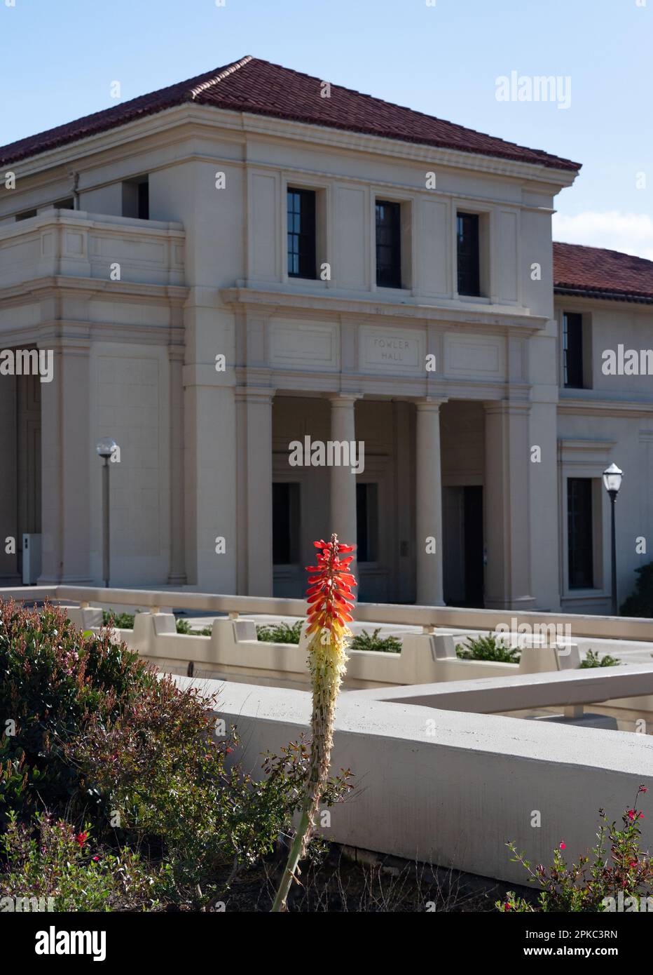 Academic building at Occidental College in Los Angeles Stock Photo - Alamy