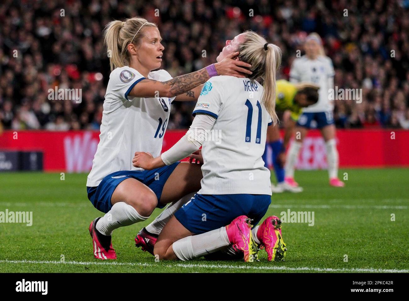 London, England, April 6th 2023: Rachel Daly (19 England) helps Lauren ...