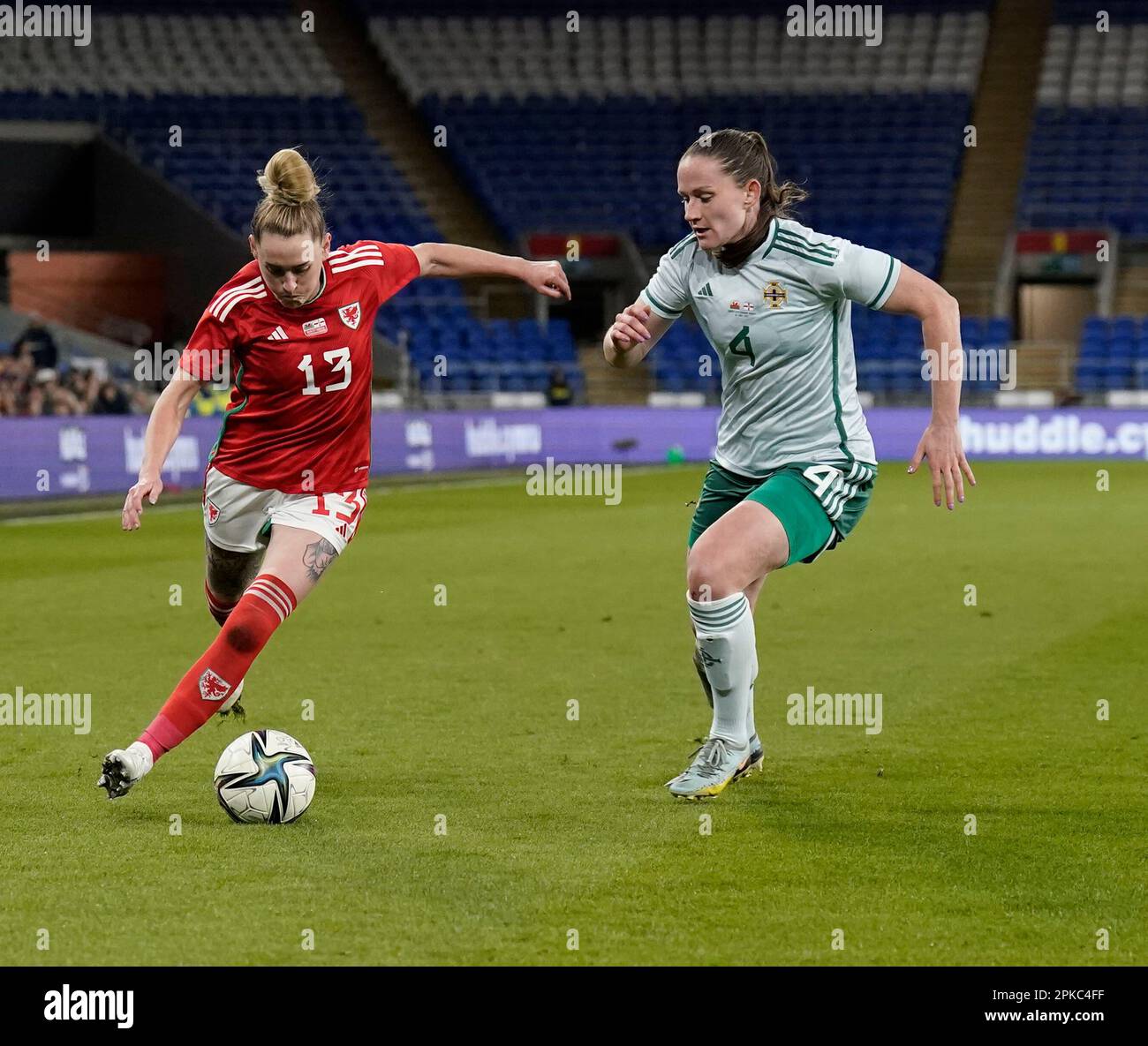 Sarah rowe ireland hi-res stock photography and images - Alamy