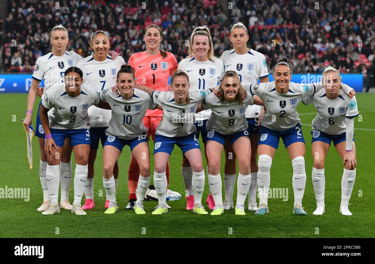 L-R Back Row:- Leah Williamson (Arsenal)of England Women Lauren James ...