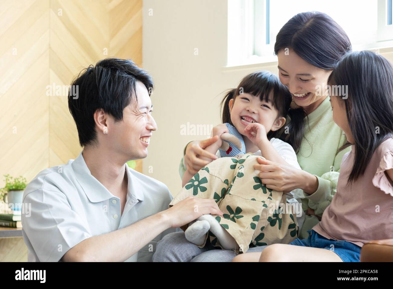 The family circle Stock Photo - Alamy