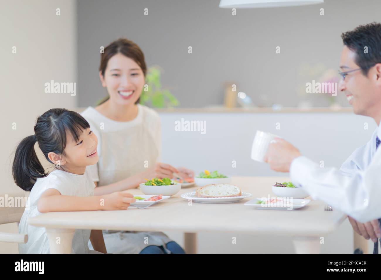 Father and daughter having conversation hi-res stock photography and ...