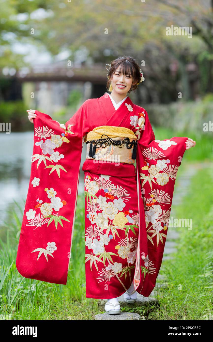Kimono furisode hi-res stock photography and images - Alamy