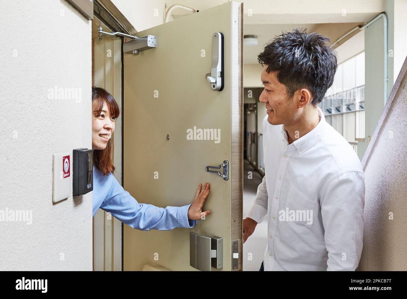 Answer front door hi-res stock photography and images - Alamy