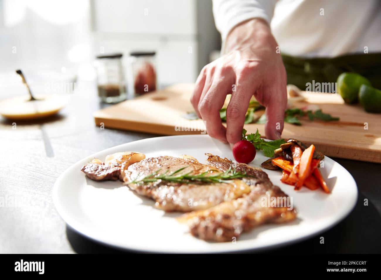Man eating steak hi-res stock photography and images - Alamy