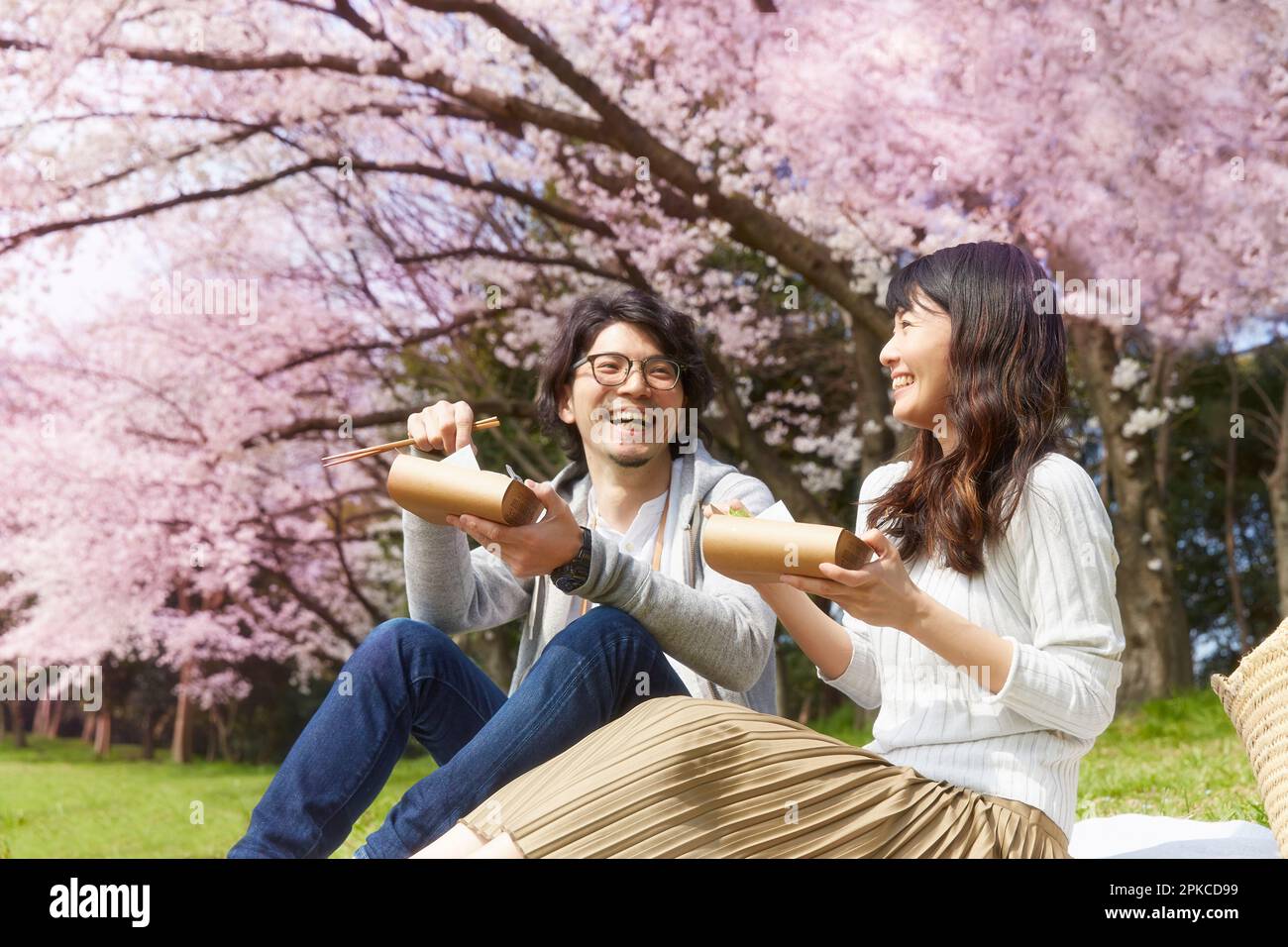 Drinking under the tree hi-res stock photography and images - Alamy