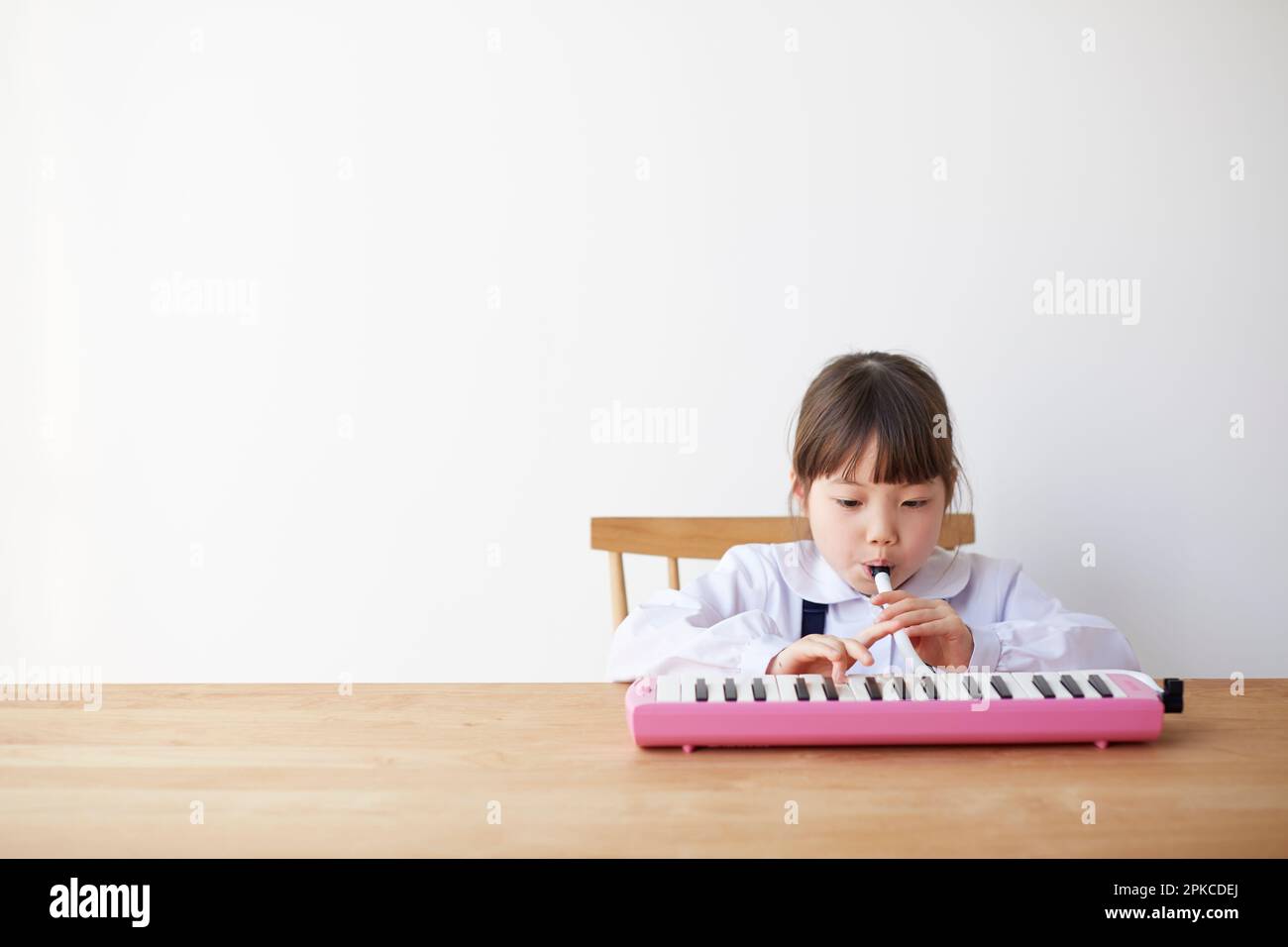 Harmonica girl hi-res stock photography and images - Alamy