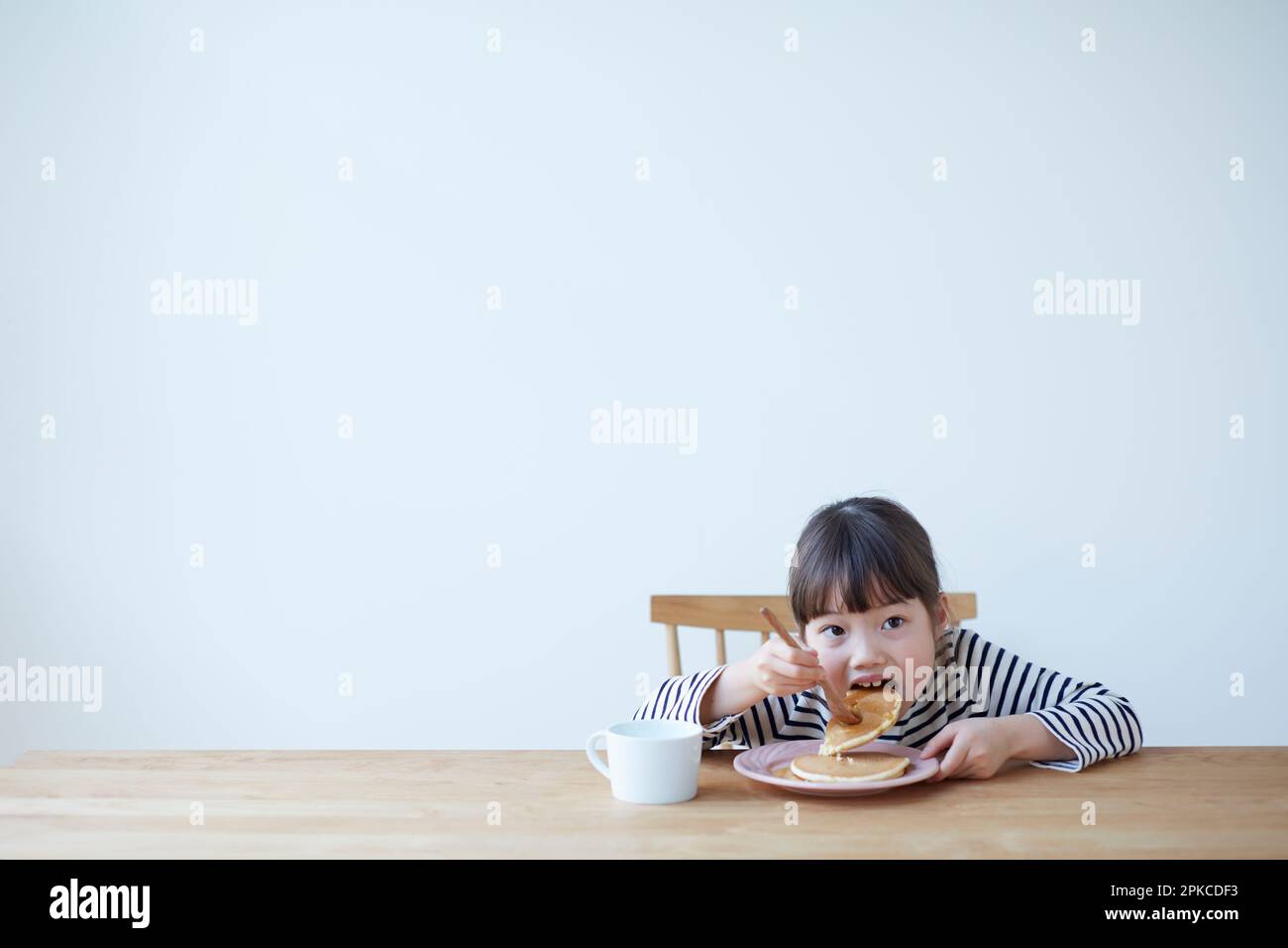 Pancakes dress hi-res stock photography and images - Alamy