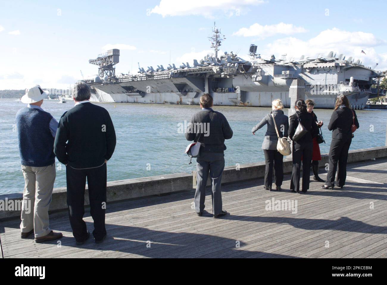 The soon-to-be-decommissioned 46 year old US Navy aircraft carrier USS ...