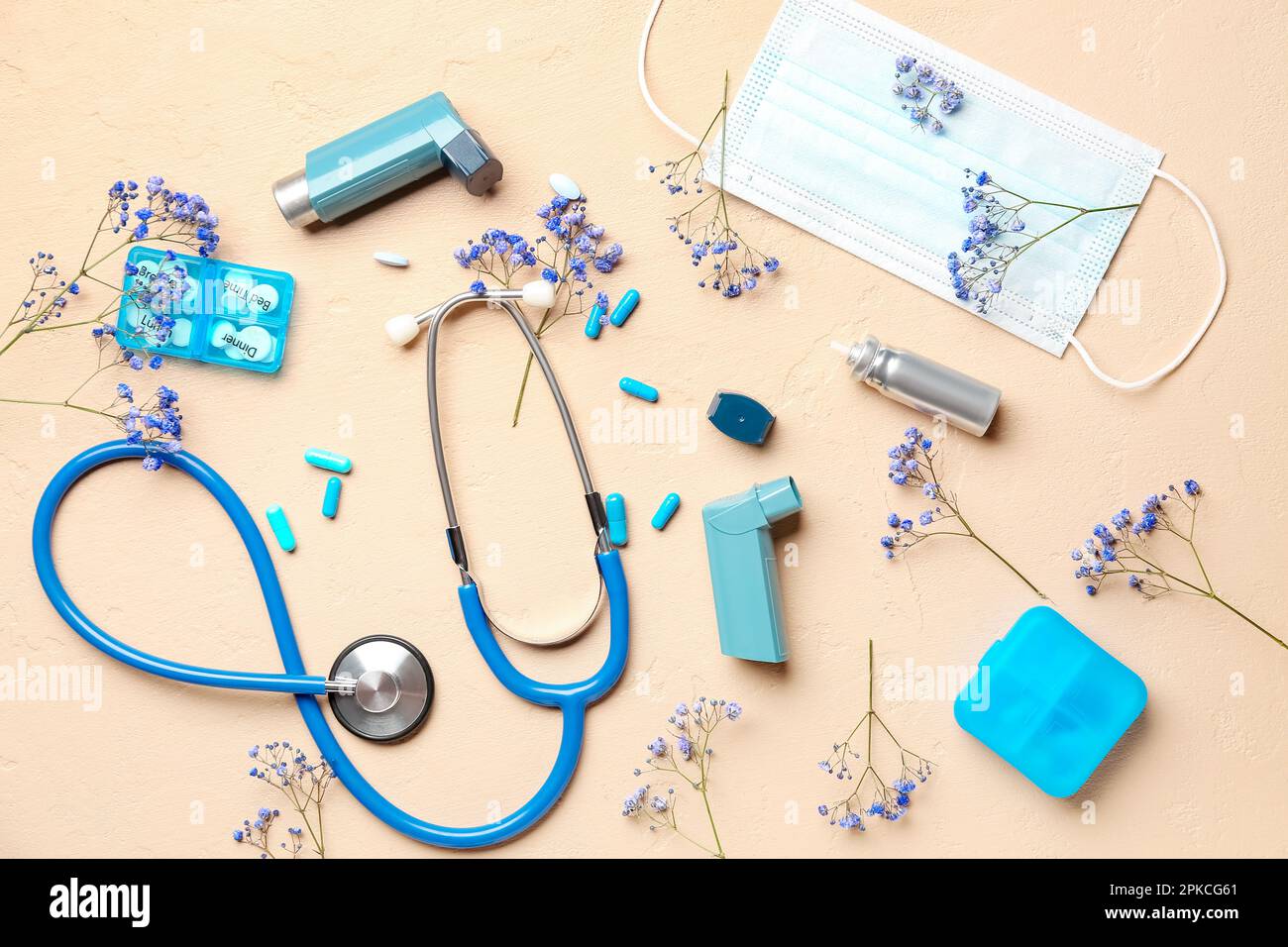 Modern inhalers pills medicine hi-res stock photography and images - Alamy