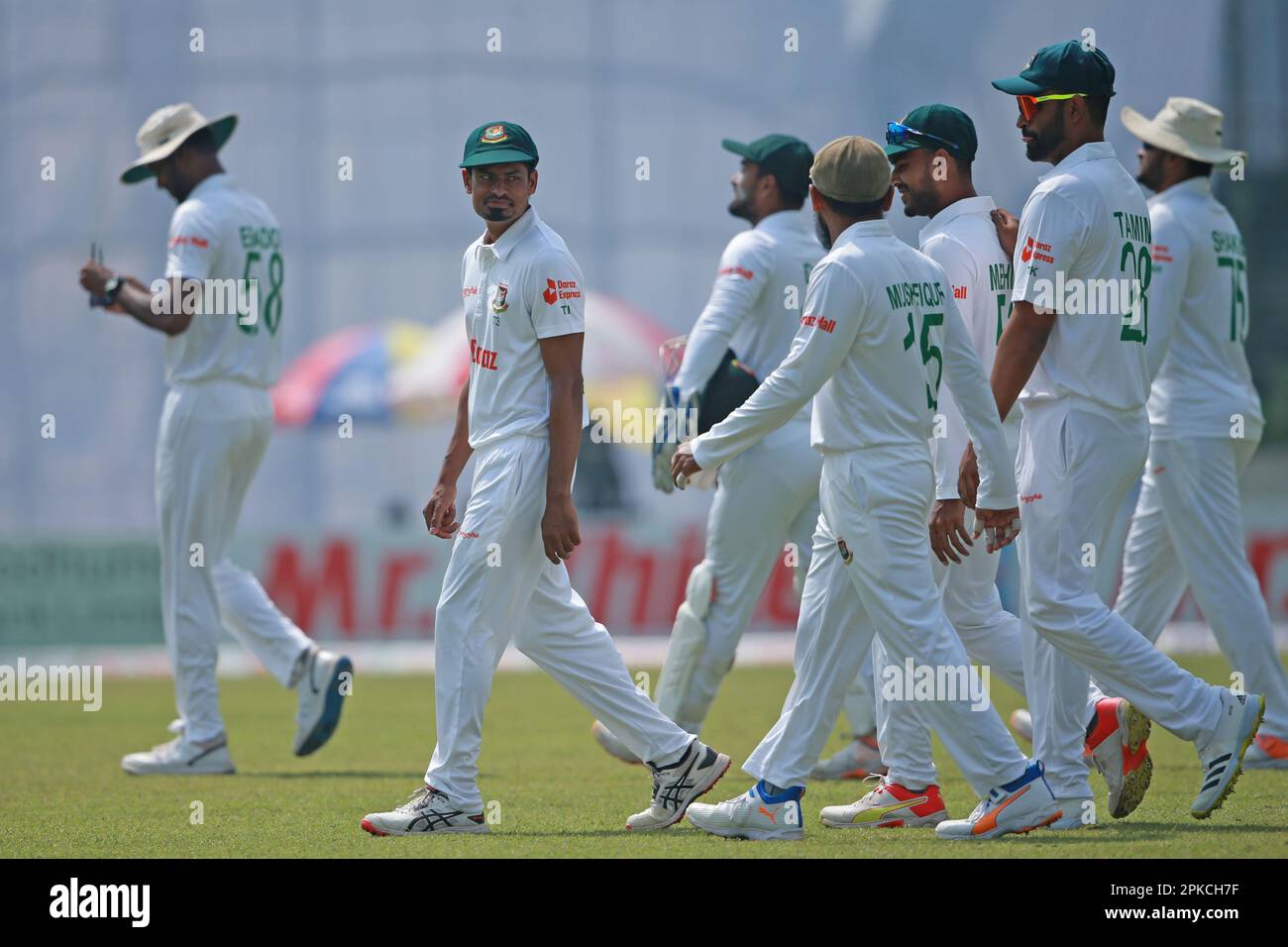 The fourth day first session of the alone test match between Bangladesh ...