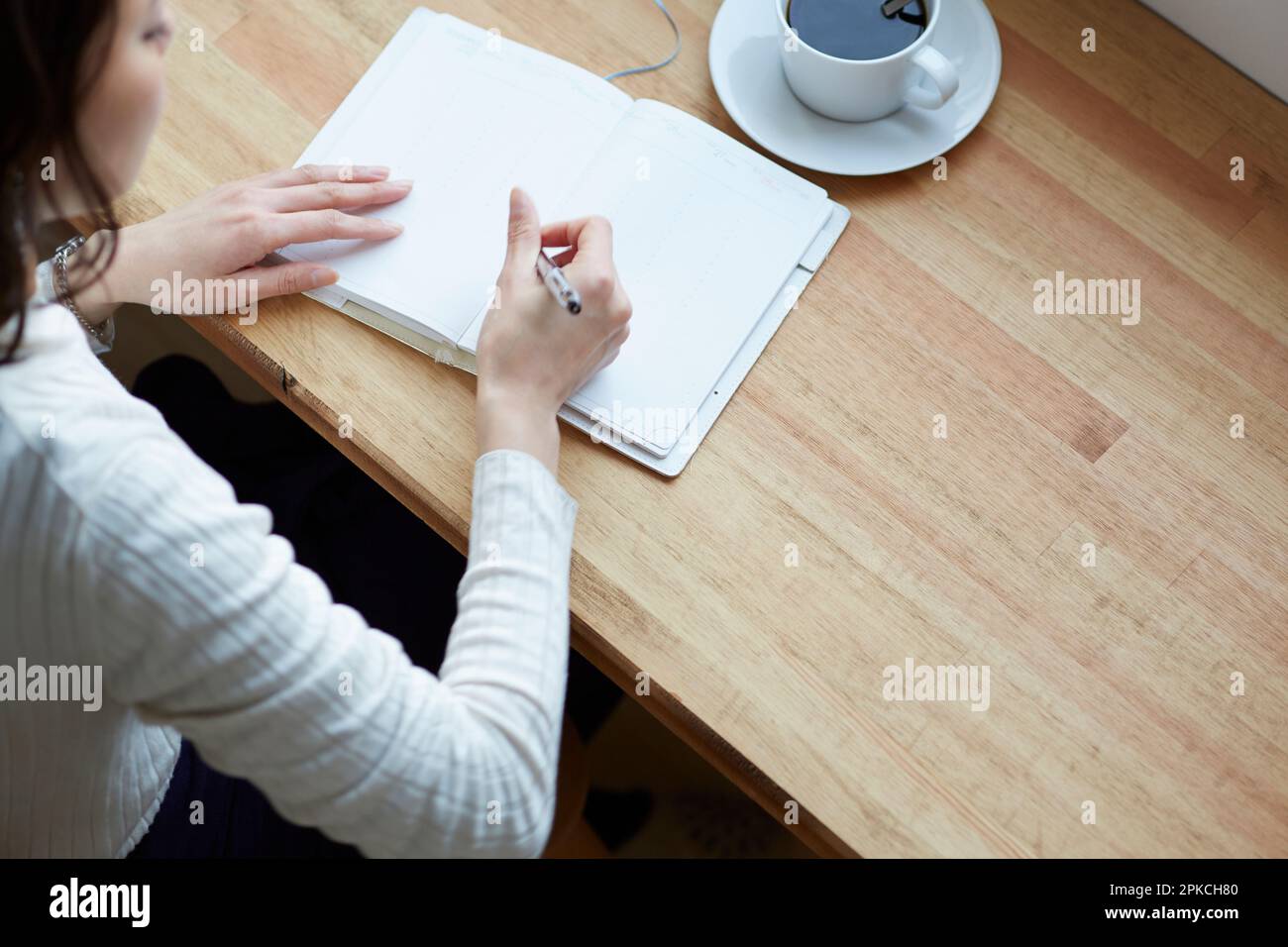 Cafe counter table hi-res stock photography and images - Alamy