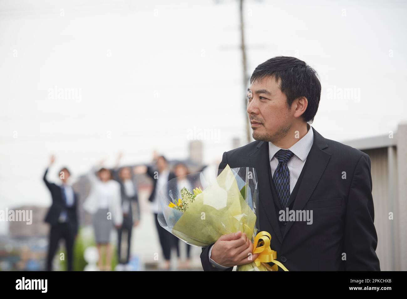 A Male Employee Who Is Leaving The Company And Is Sad To Leave Stock Photo Alamy a-male-employee-who-is-leaving-the-company-and-is-sad-to-leave-stock-photo-alamy
