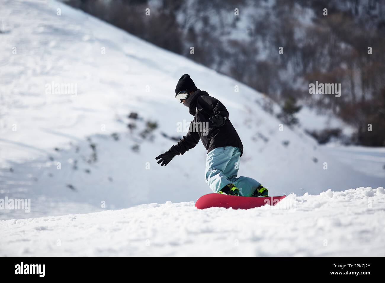 Snowboarding slope hi-res stock photography and images - Alamy