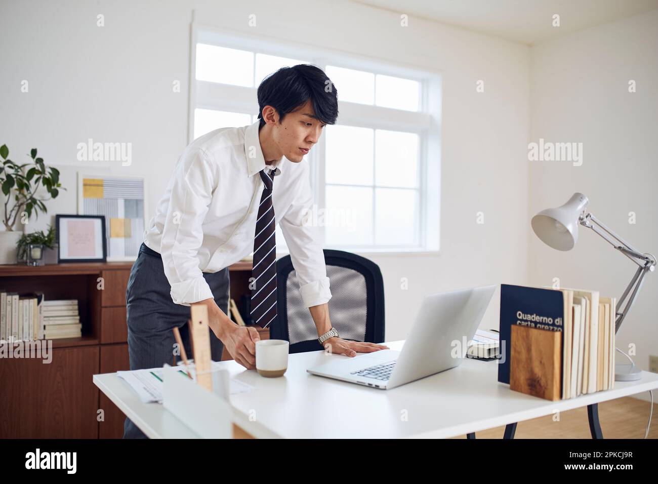 Work scope hi-res stock photography and images - Alamy