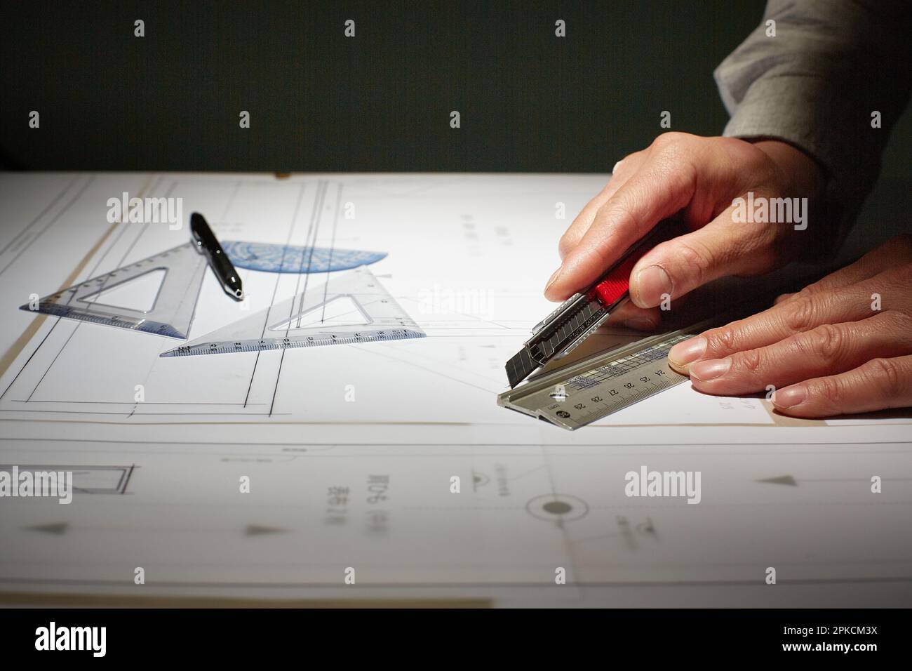 Working at elevation hi-res stock photography and images - Alamy