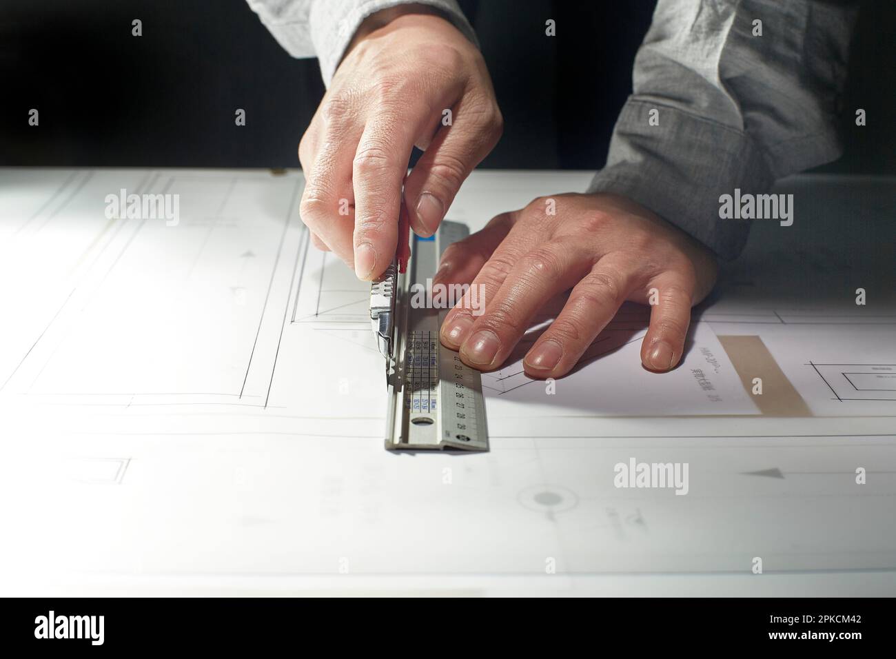 Working at elevation hi-res stock photography and images - Alamy