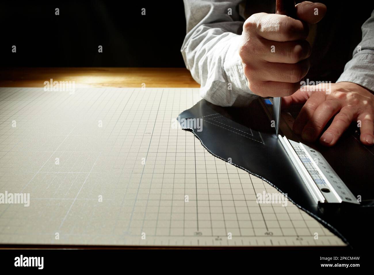 Cutting molding hi-res stock photography and images - Alamy