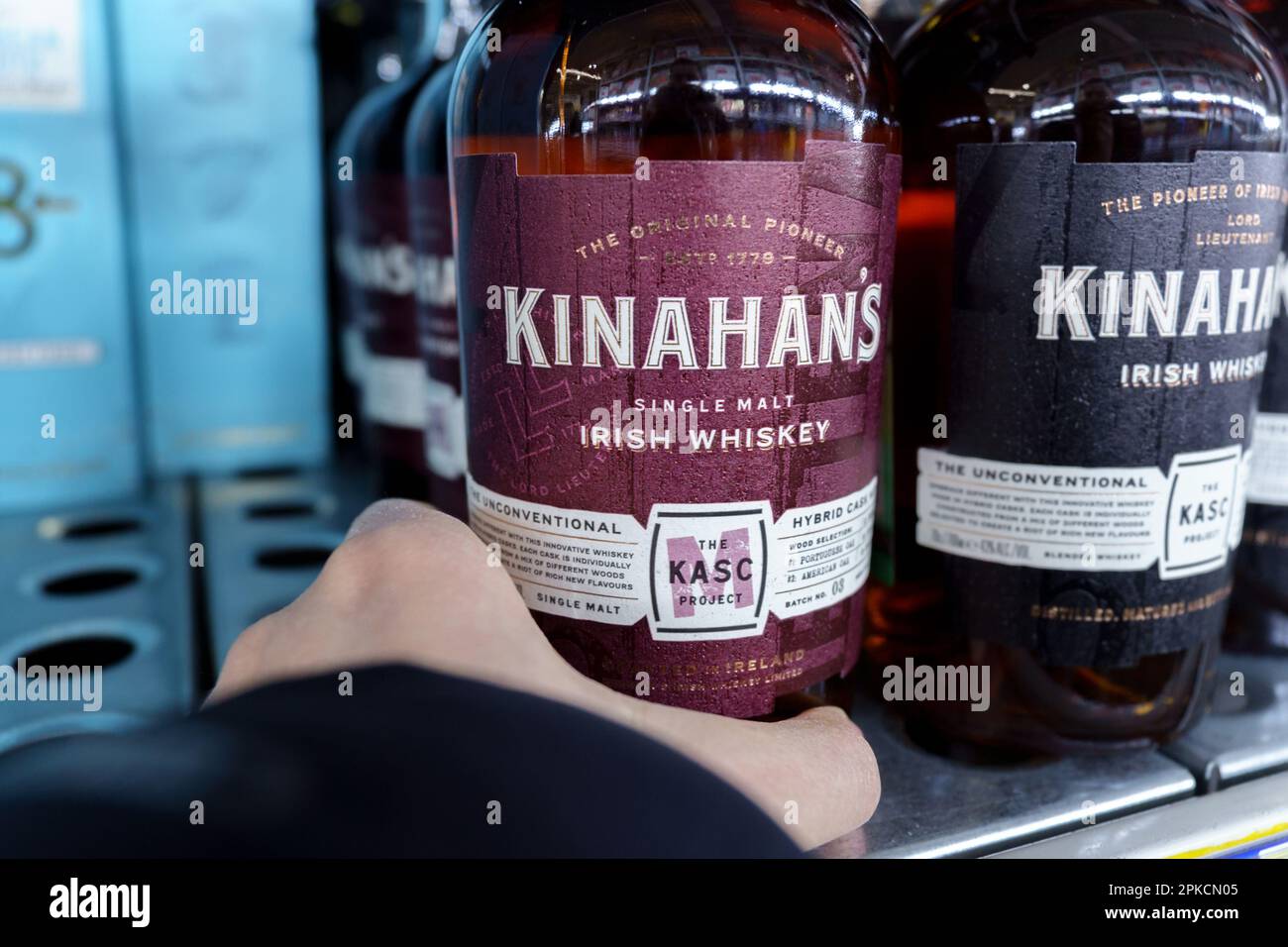 Kinahans whisky hi-res stock photography and images - Alamy