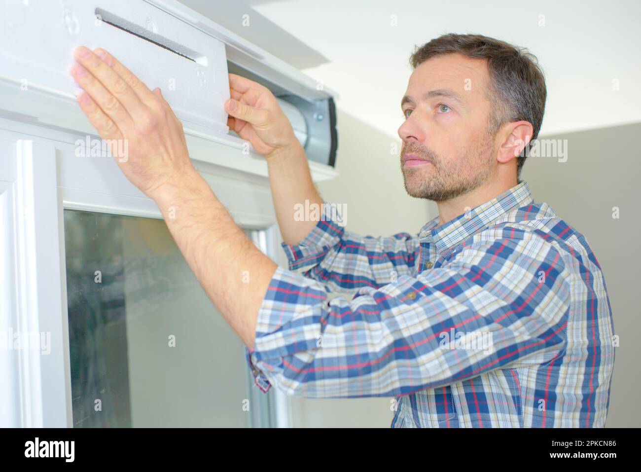 Revolving shutter hi-res stock photography and images - Alamy