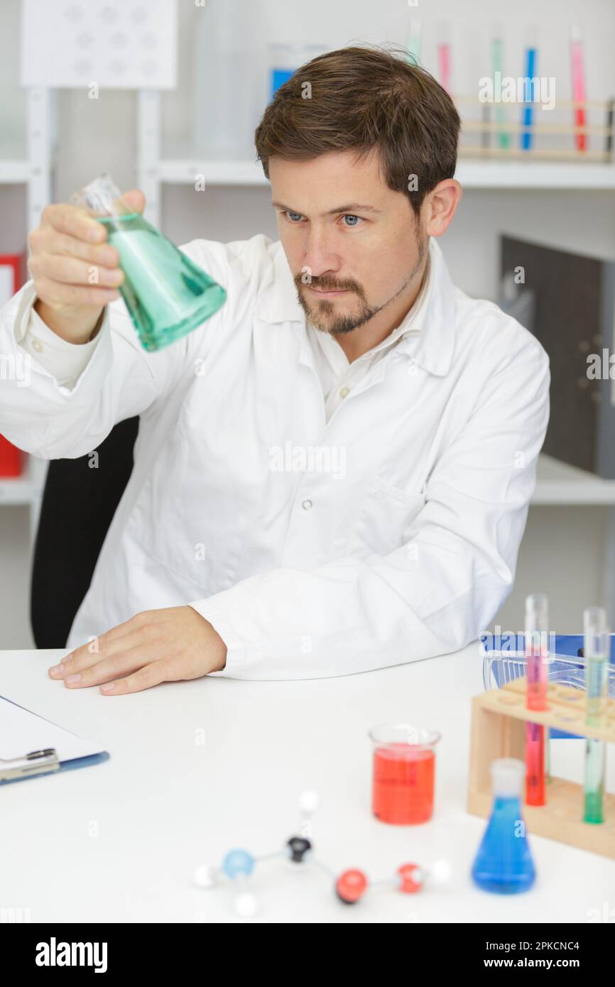 Checking material hi-res stock photography and images - Alamy