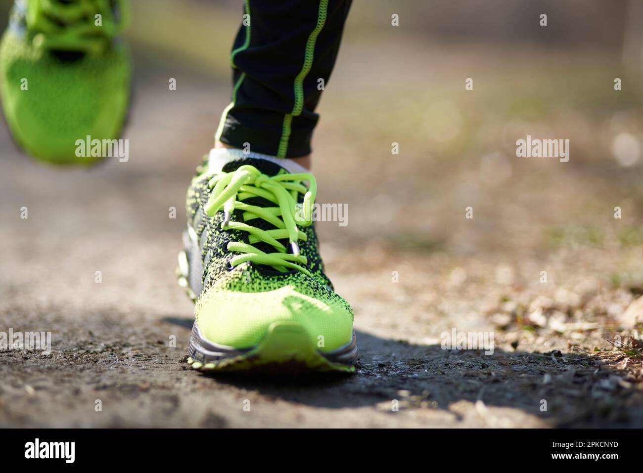 Marathon asian man running hi-res stock photography and images - Alamy