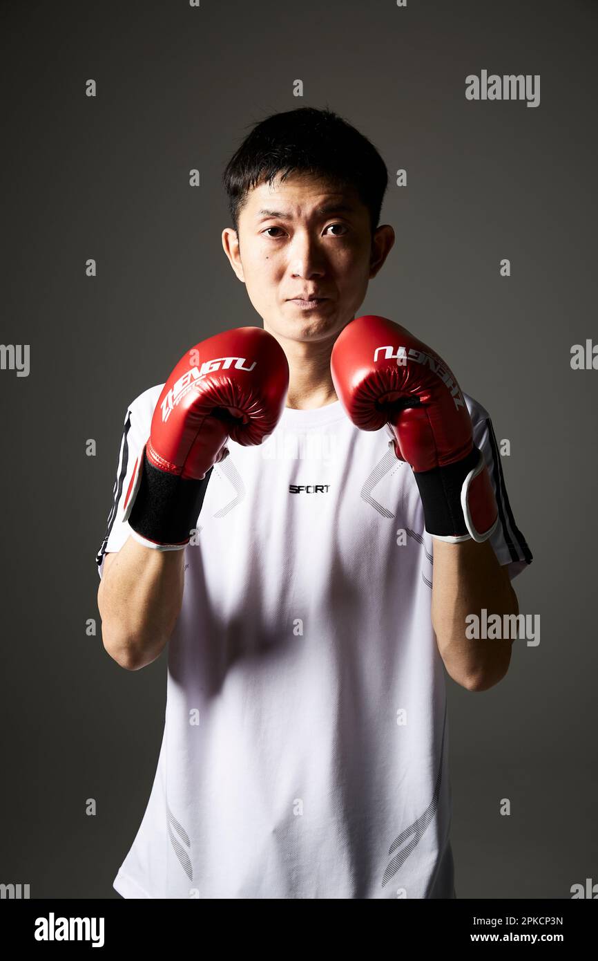 Boxing up hi-res stock photography and images - Alamy