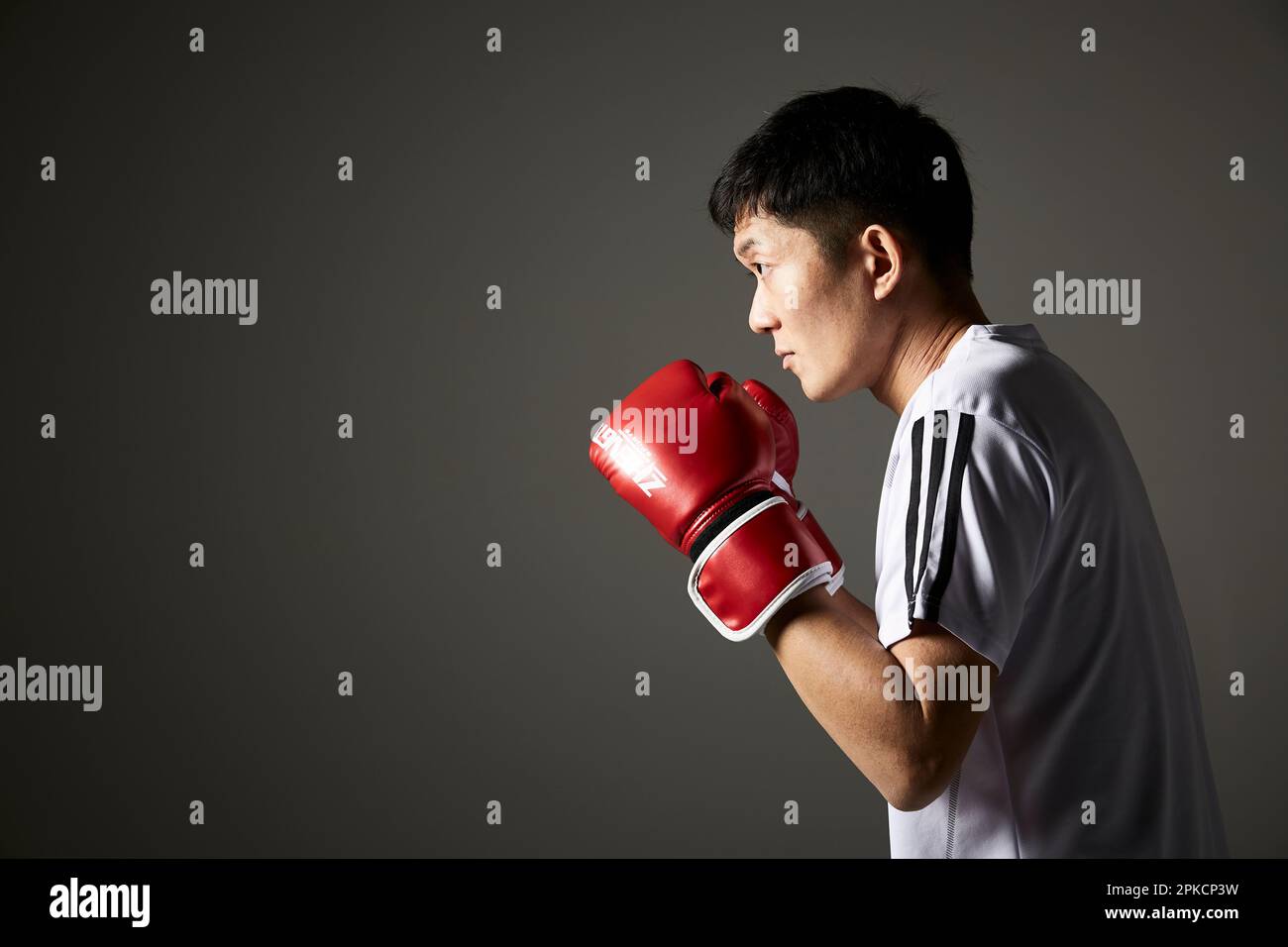 Asian boxing hi-res stock photography and images - Alamy